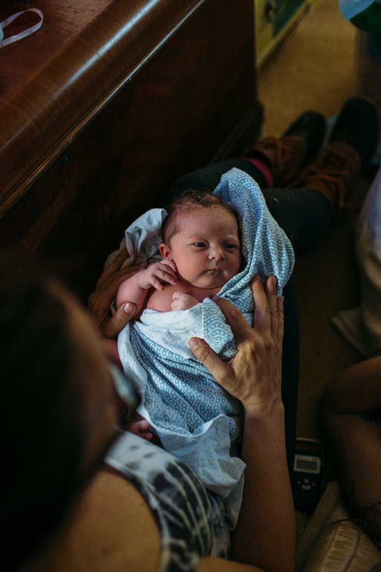 Here's Why I Decided To Give Birth On A School Bus