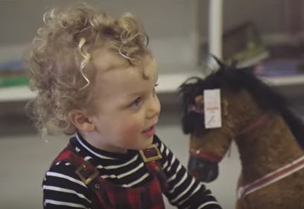 This Family Is Raising Two Kids With No Gender Whatsoever & Here's How ...