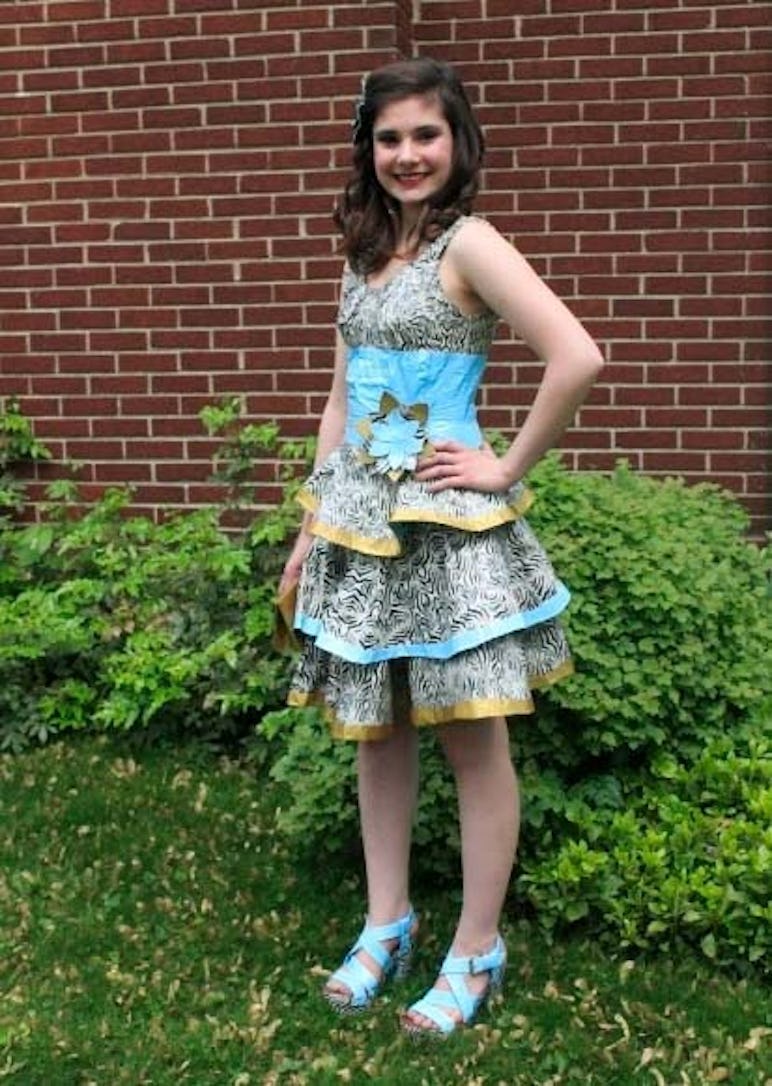 These Prom Dresses Made Out Of Duck Tape Will Totally Blow Your Mind ...
