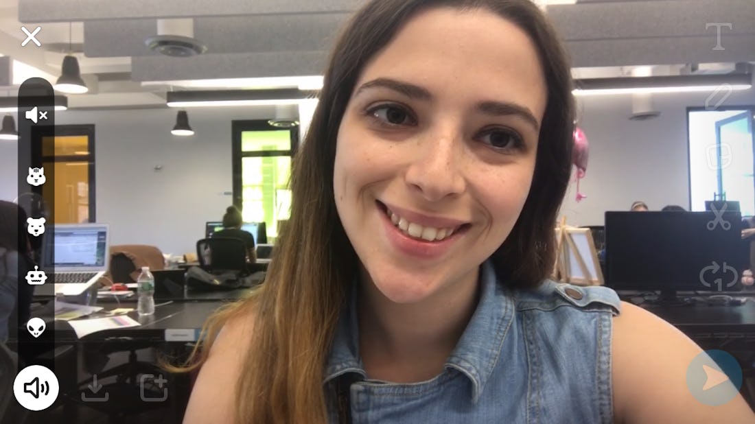 How To Use Voice Filters On Snapchat, Because This Feature Will Provide ...