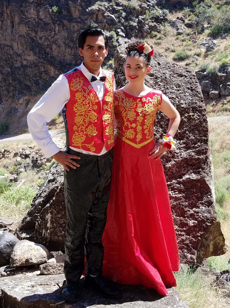 These Prom Dresses Made Out Of Duck Tape Will Totally Blow Your Mind ...