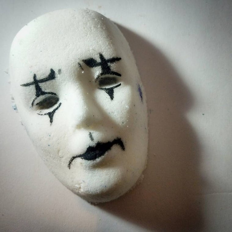 These Horror Movie-Themed Bath Bombs Are Surprisingly Affordable, Minus ...