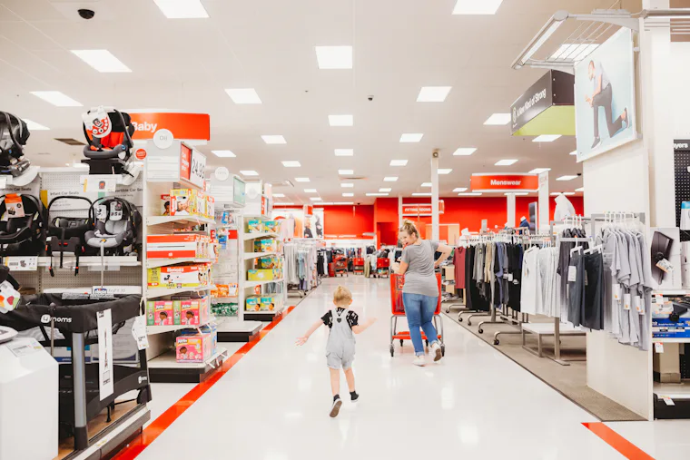 This Mom Did Her Maternity Photo Shoot At Target, & It Is Everything