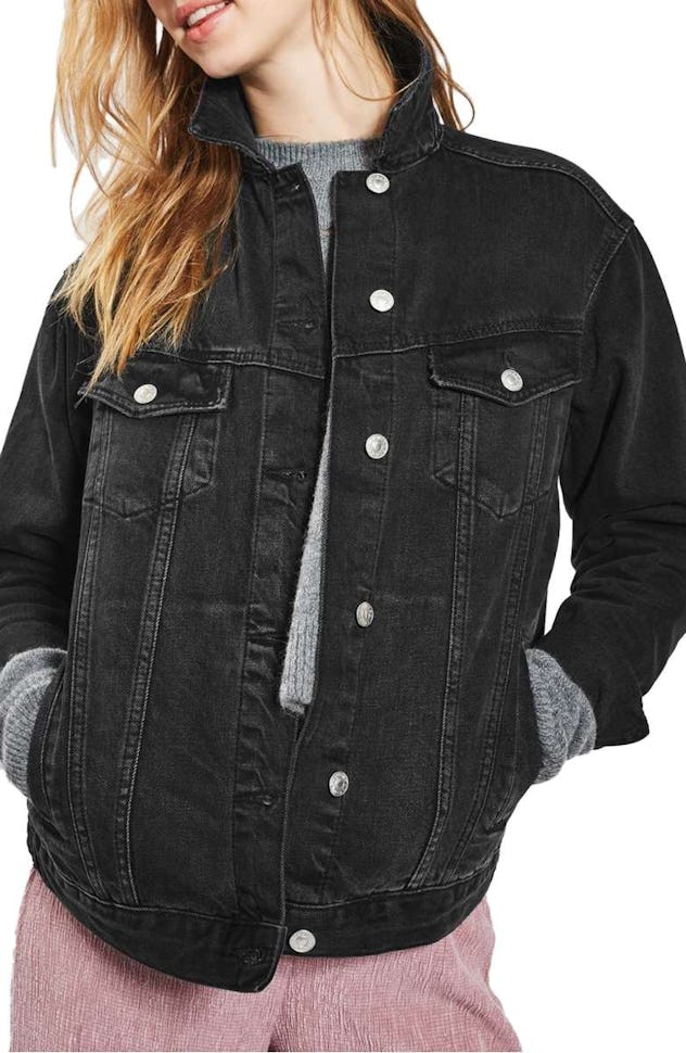 30 Oversized Denim Jackets That Make The Perfect Addition To Any Fall Look