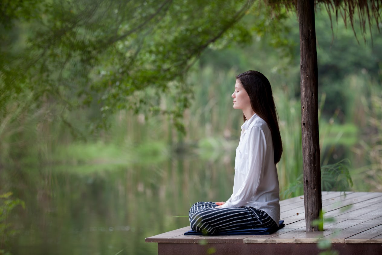 9 Ways To Start Waking Up Happy And Actually Enjoying Those Early Morning