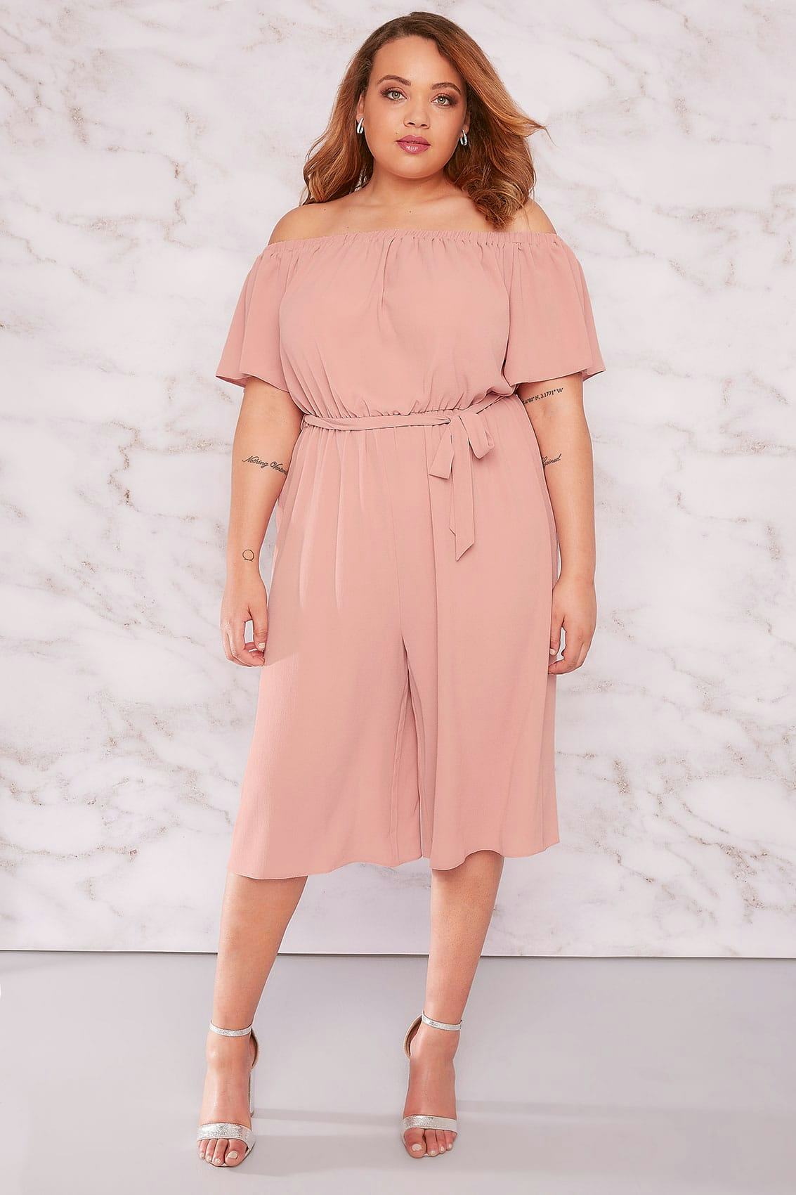 45 Plus Size Minimal Jumpsuits For The Most Effortlessly Perfect Fall Look