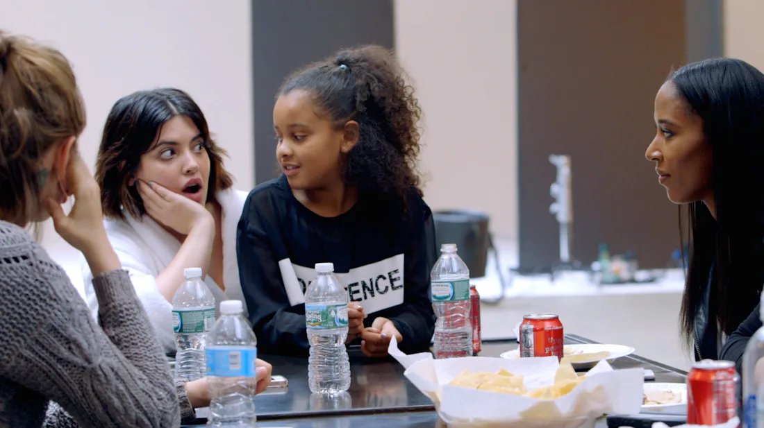 Body Image Documentary 'Straight/Curve' Is Starting Important ...