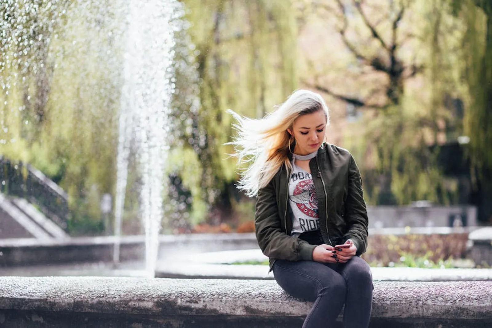 11 Subtle Signs Your Personality Might Be Rubbing People The Wrong Way