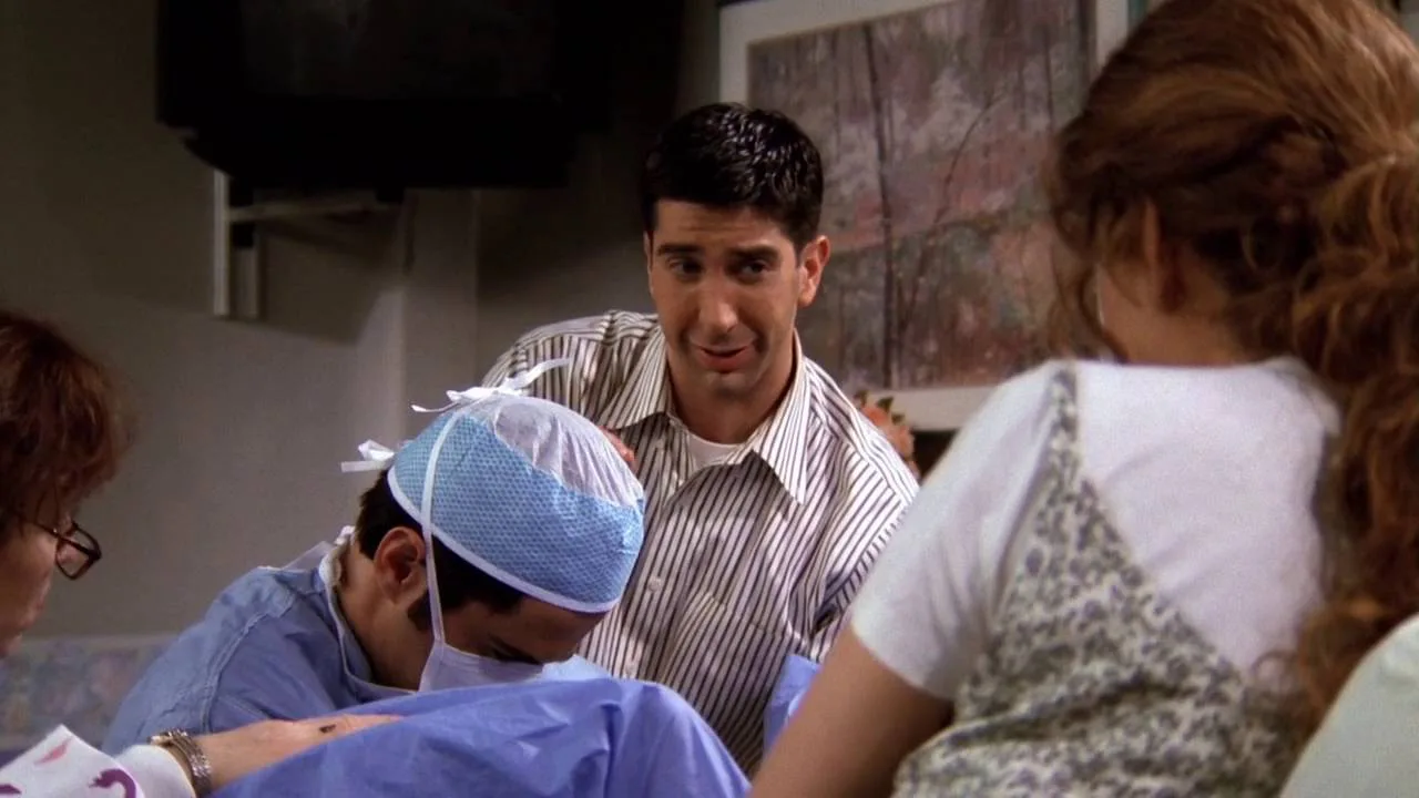 14 Weird 'Friends' Things That You Never Even Thought To Question