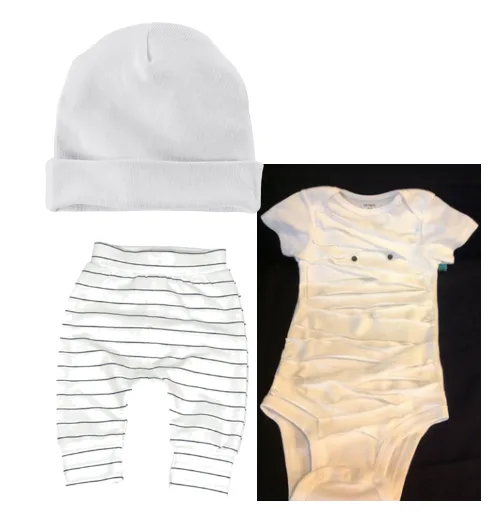 13 Baby Halloween Costumes That Make Diaper Changing Easy, Because ...