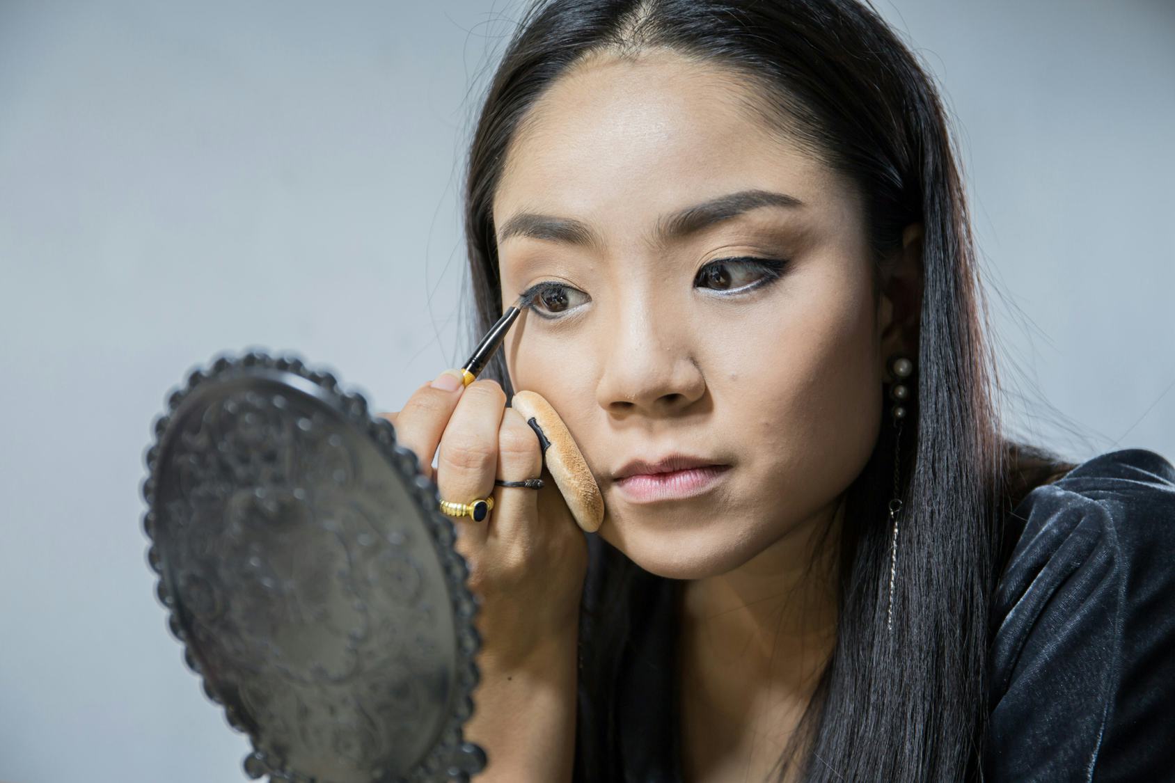 23 Weird Beauty Products Better Than Magnetic Lashes