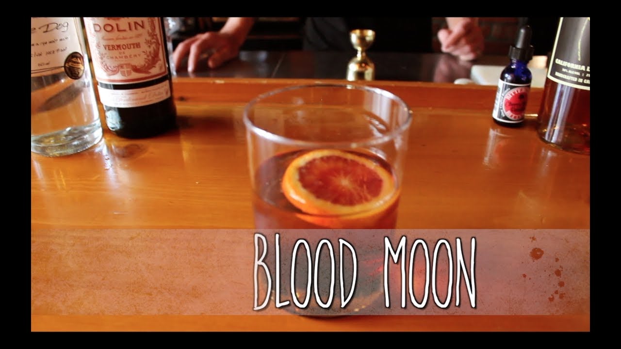 8 Super Blue Blood Moon Cocktails For A Party That's Out Of This World