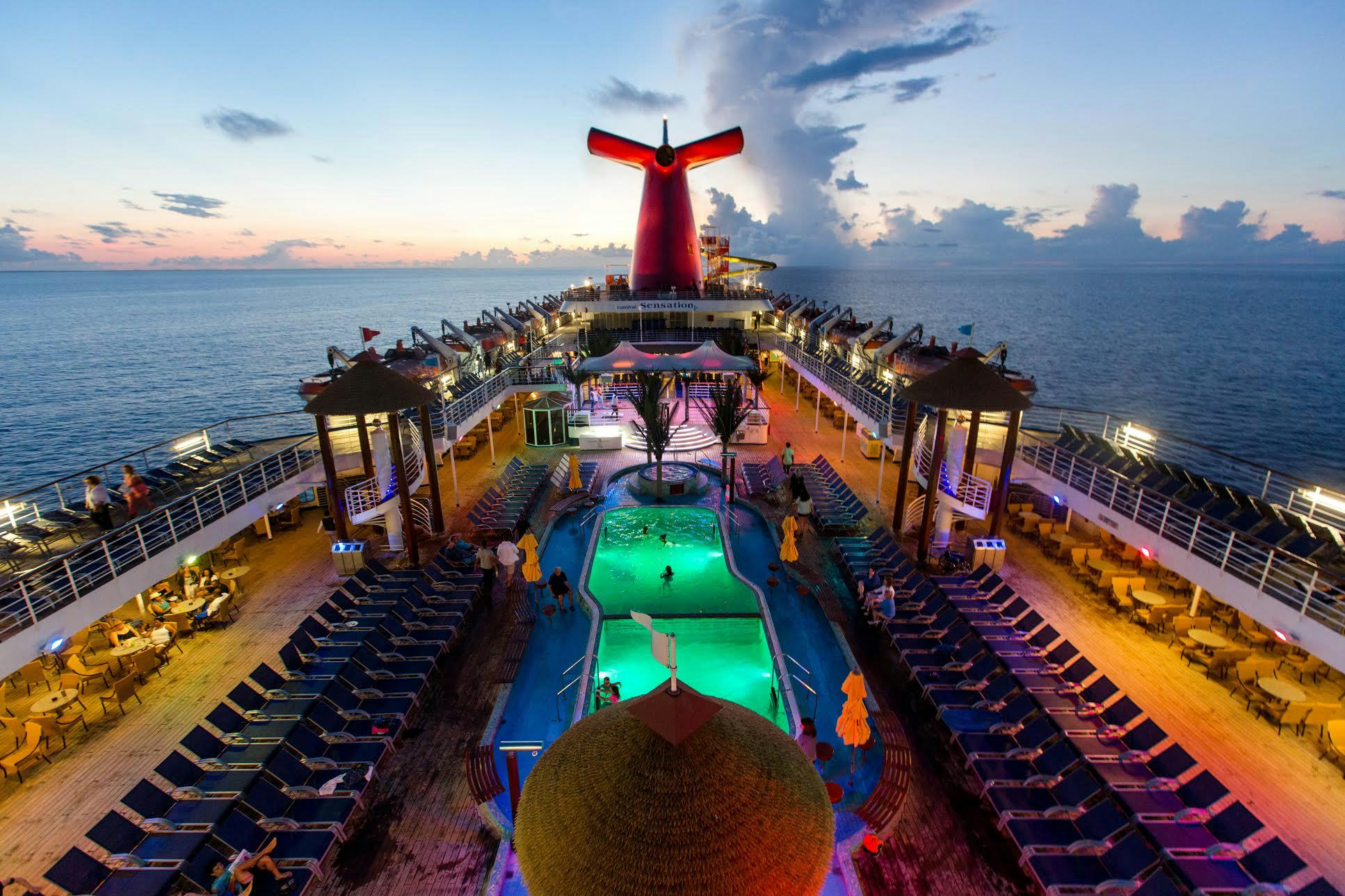 This '90s-Themed "Ship-Hop" Caribbean Cruise Will Make You Feel So ...