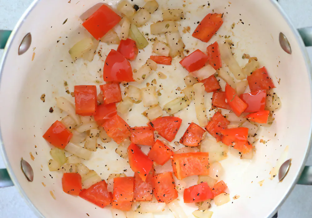 This Spaghetti Recipe For One Person Is A Foolproof Way To Avoid Having ...