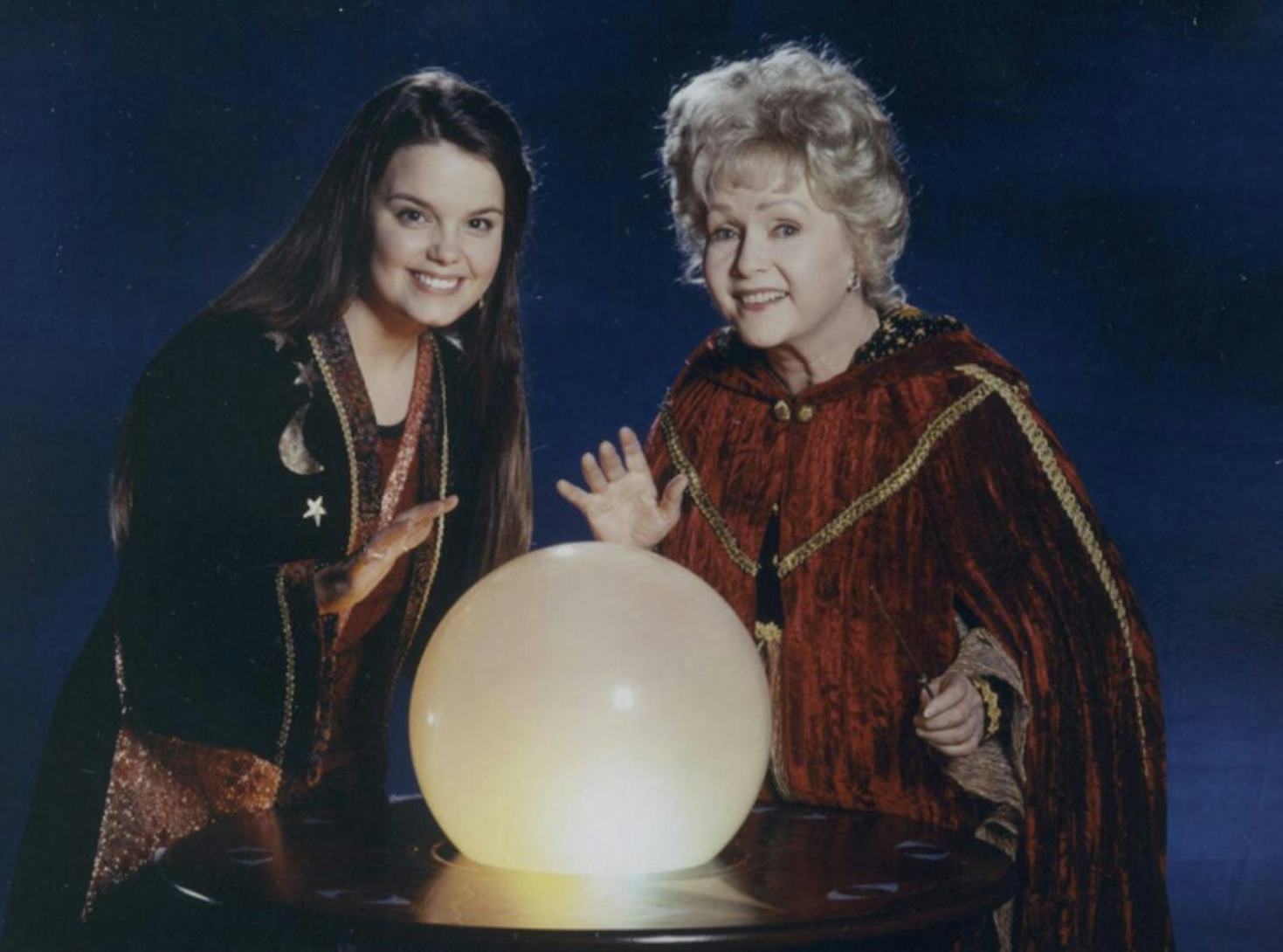 Why ‘Halloweentown’ Is Such A Timeless DCOM, According To The Cast & Crew