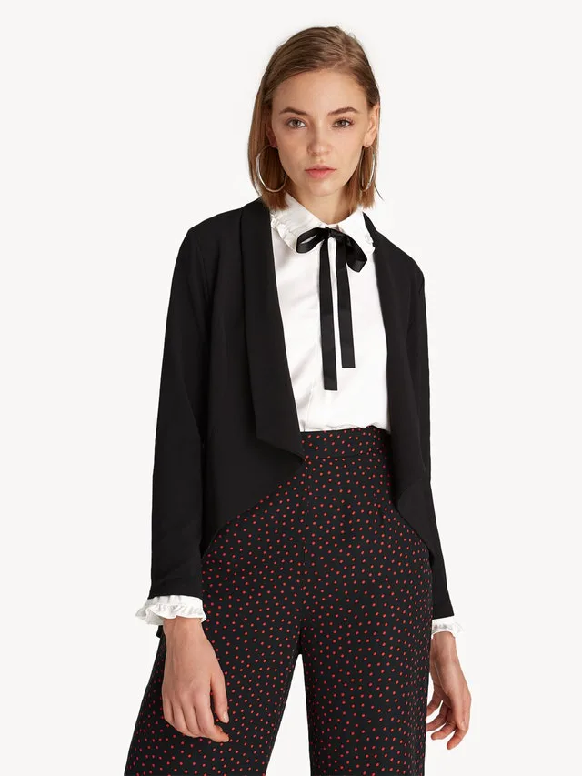 12 Affordable Blazers From Pomelo To Update Your Winter Work Wardrobe