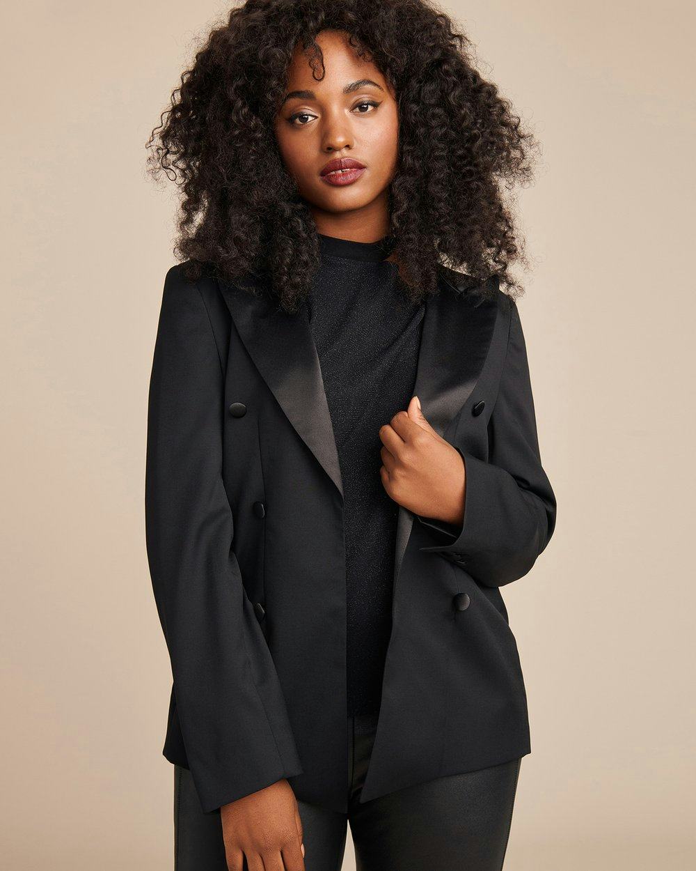 5 Pink Outfits For Fall That Don't Feel Out Of Place