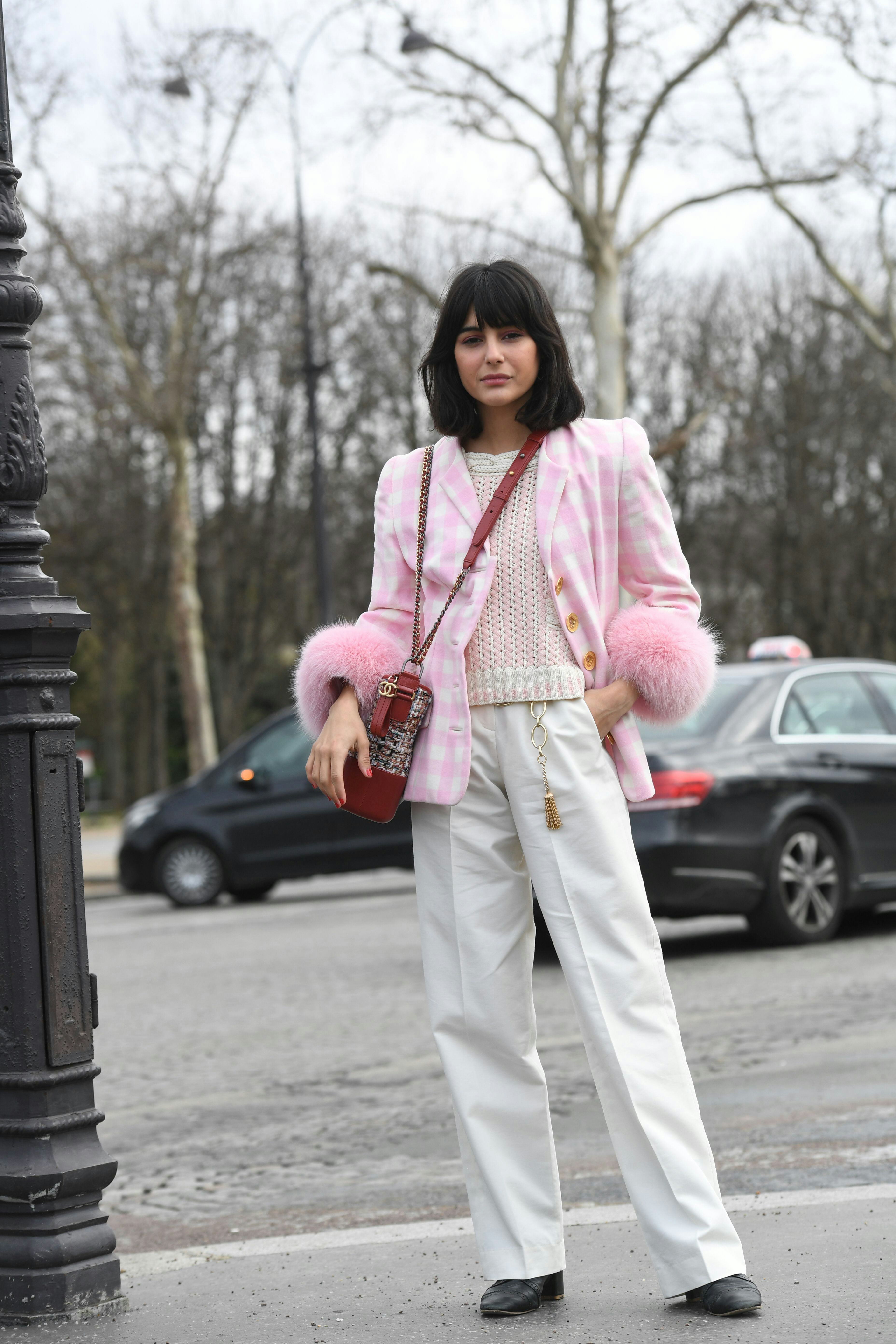 5 Pink Outfits For Fall That Don't Feel Out Of Place