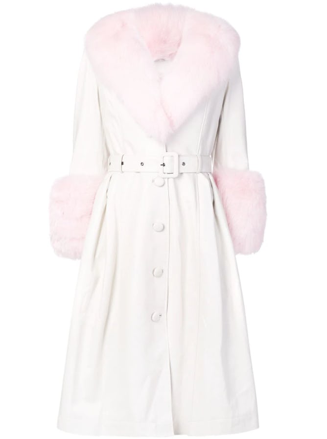 5 Pink Outfits For Fall That Don't Feel Out Of Place