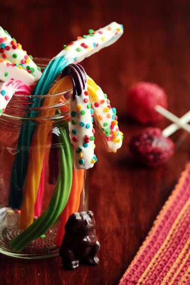 15 Last-Minute DIY Halloween Candy Ideas You Still Have Time To Make