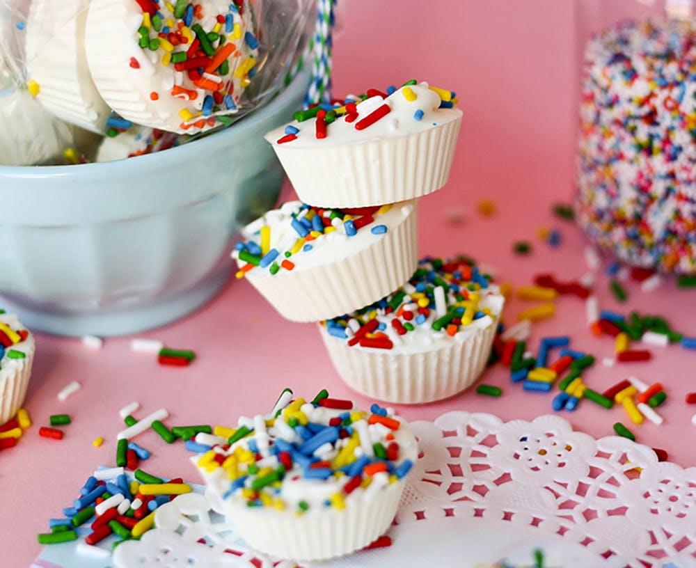 15 Last-Minute DIY Halloween Candy Ideas You Still Have Time To Make