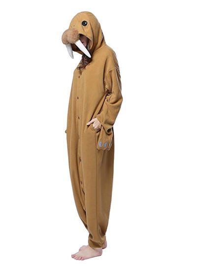 10 Cheap Halloween Costumes For Adults On Amazon Under $30