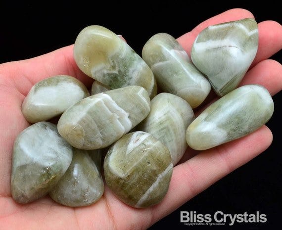 4 Crystals For Venus Retrograde 2018 That Will Protect You During This ...