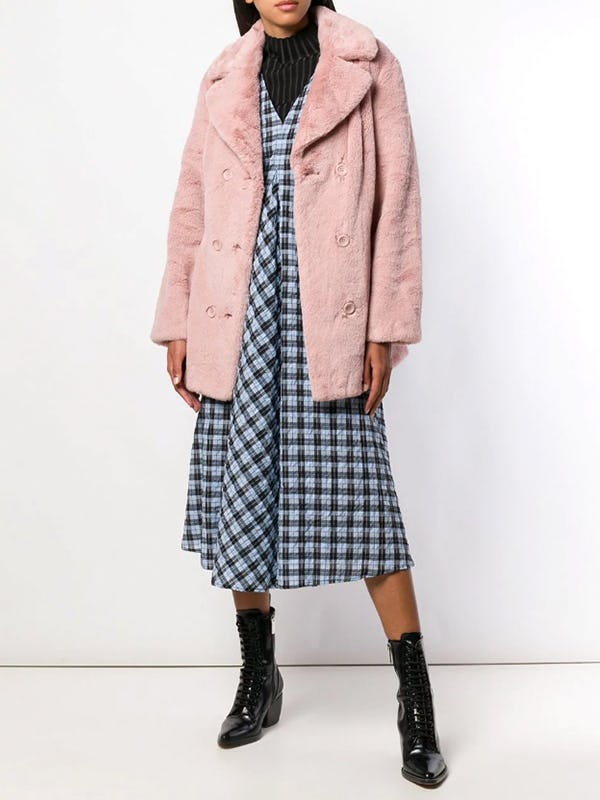 6 Pink Coats Like Kerry Washington’s That Will Keep You Warm & Stylish ...