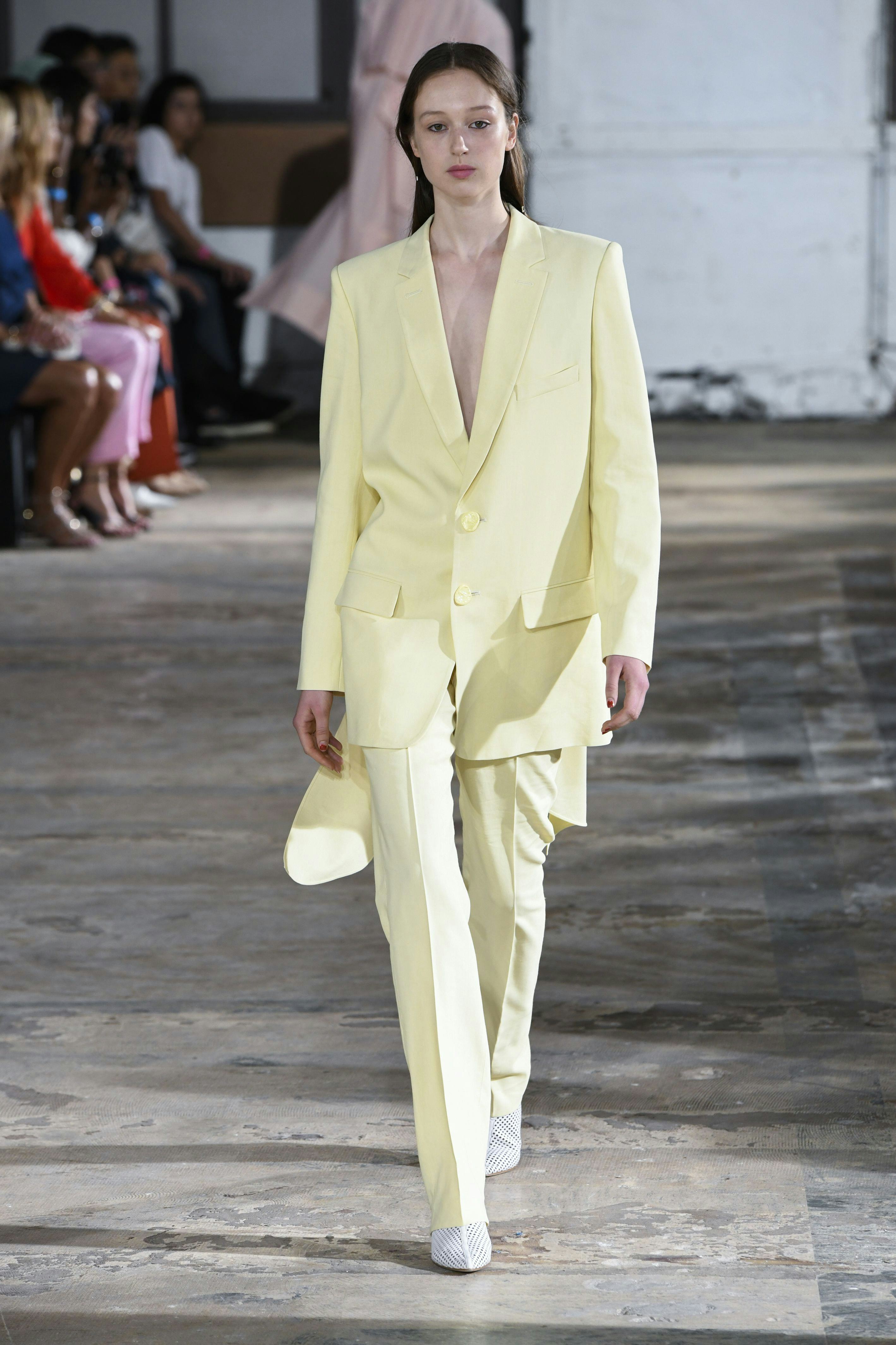 5 Spring/Summer 2019 Fashion Trends That'll Be Huge In 6 Months