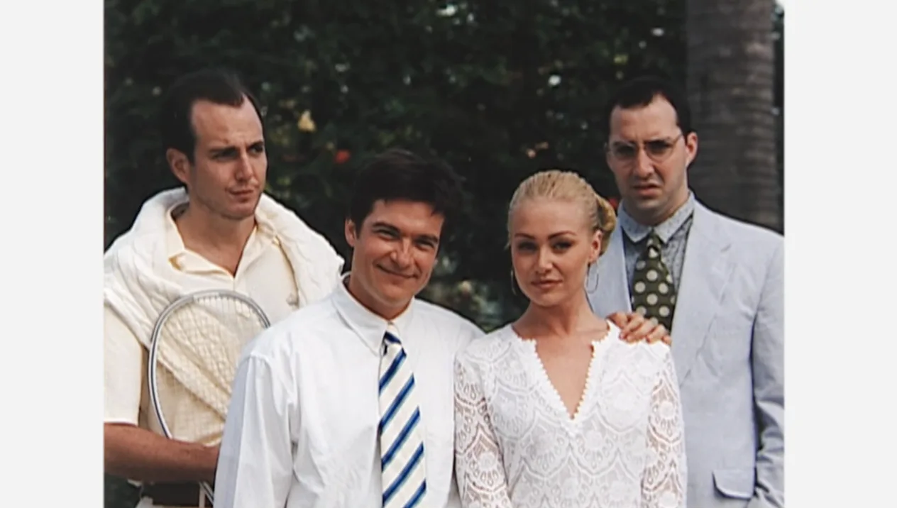 All 84 Of Lindsay Bluth's 'Arrested Development' Season 1 Outfits, Ranked