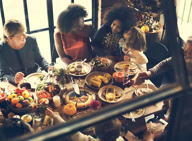 How To Deal On Thanksgiving When Relatives Say Uncomfortable ...