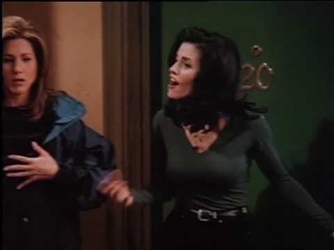 10 'Friends' Thanksgiving Episodes Everyone Needs To Watch To Get In ...