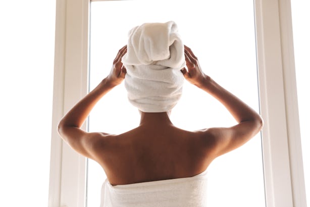6 Benefits Of Taking Lukewarm Showers Over Hot Ones
