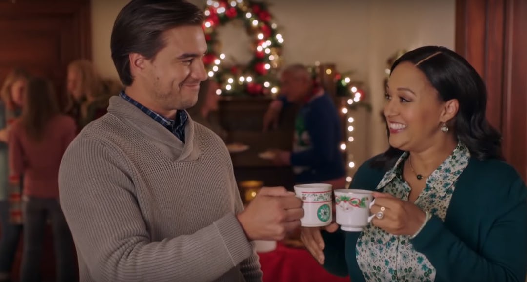 Where Is 'My Christmas Inn' Set? The Lifetime Movie Takes Place In A ...