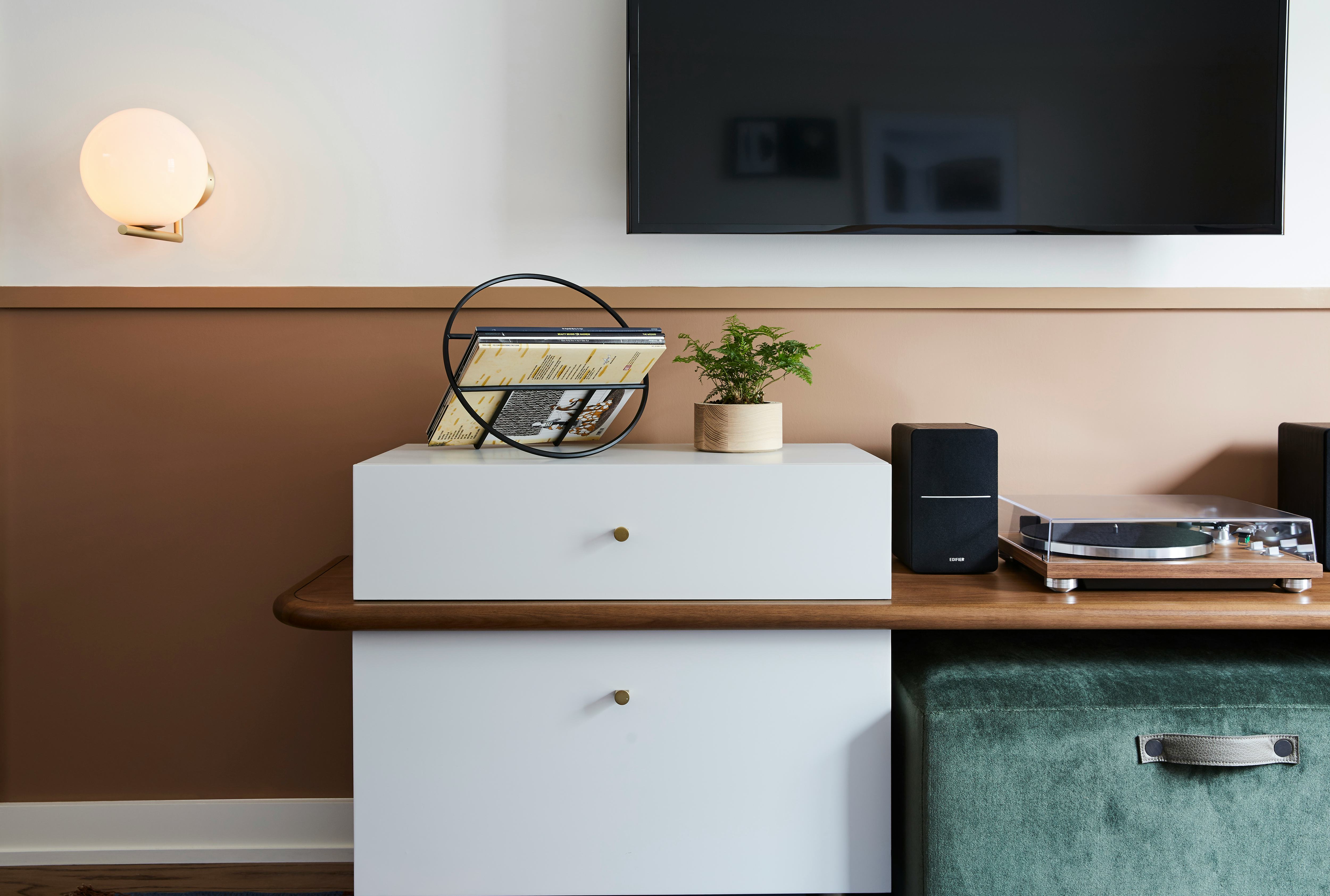 24 Hotel Room Amenities Around The World That Are So Wonderfully Extra