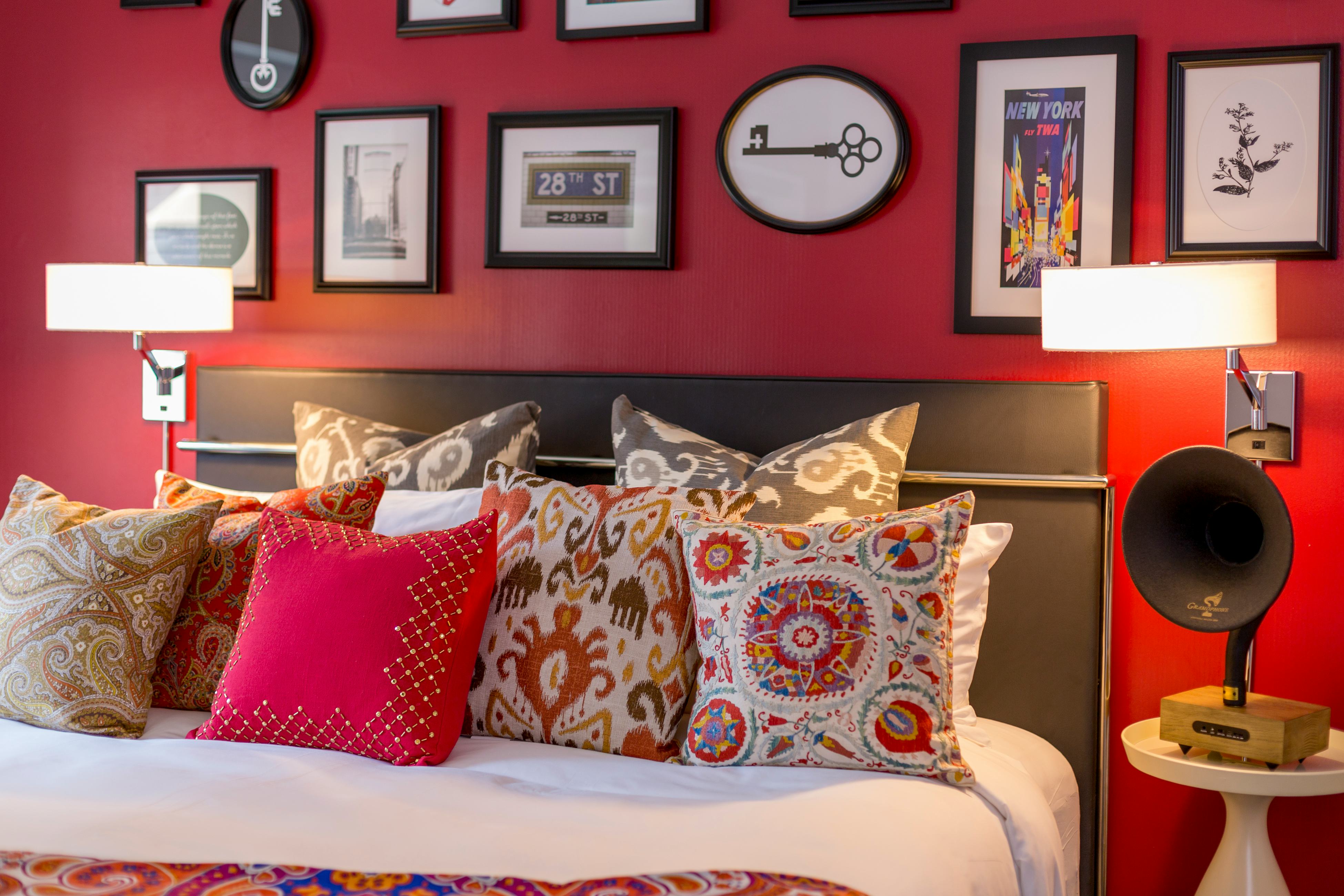 24 Hotel Room Amenities Around The World That Are So Wonderfully Extra