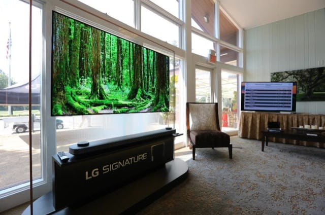 24 Hotel Room Amenities Around The World That Are So Wonderfully Extra