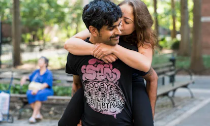 7 Ways To Help Your Partner Prioritize Your Relationship