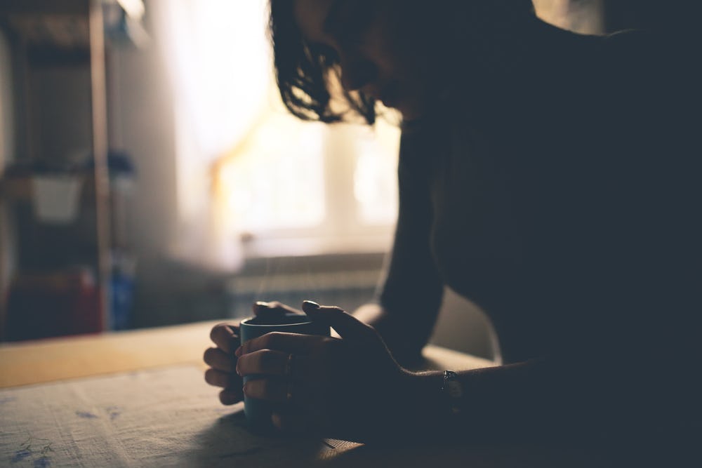 7 Signs Your Loneliness Is Actually A Form Of Anxiety