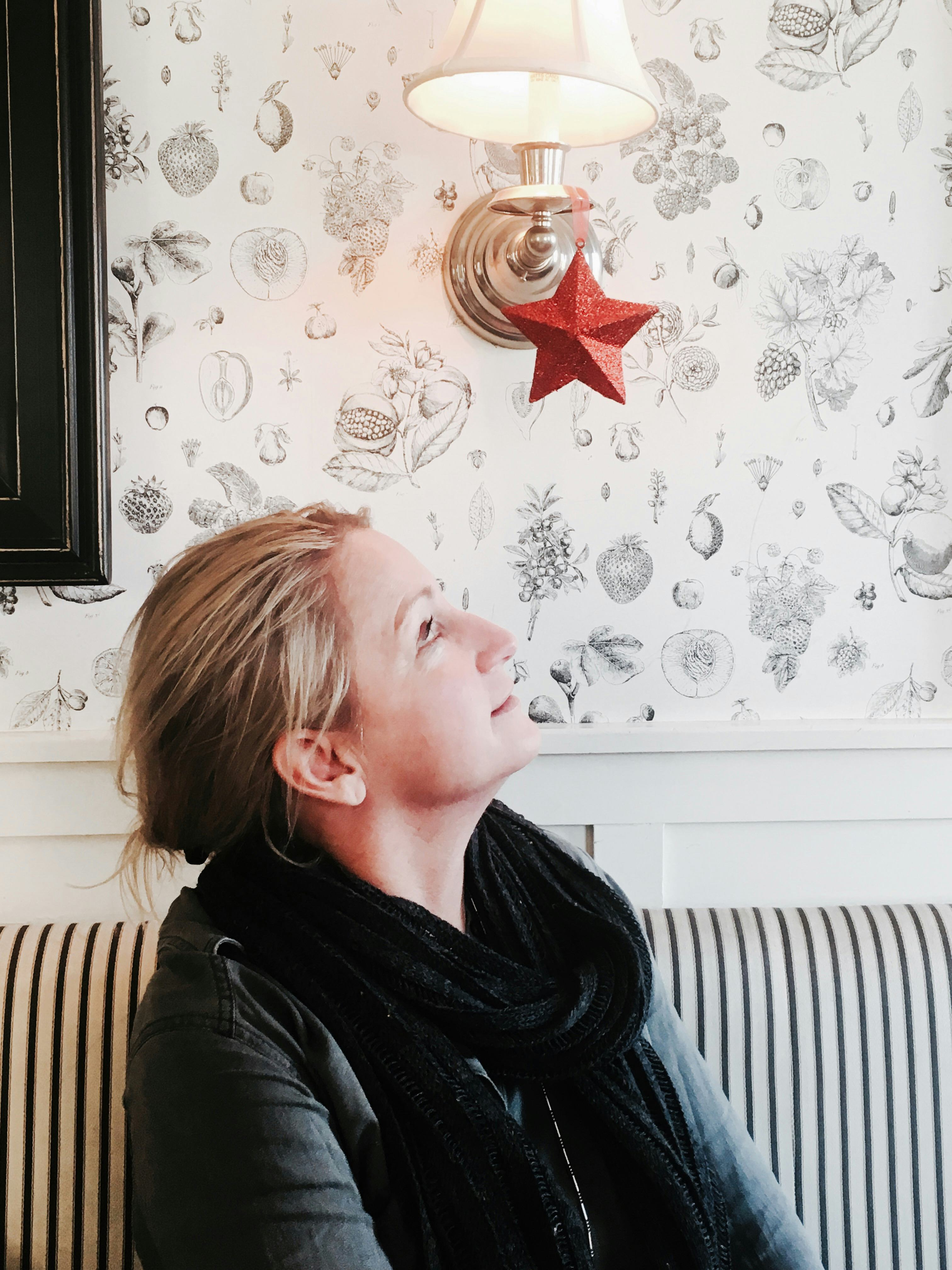 Kelly Camps Is Contiki's Head Of Operations Who's Traveling The World ...