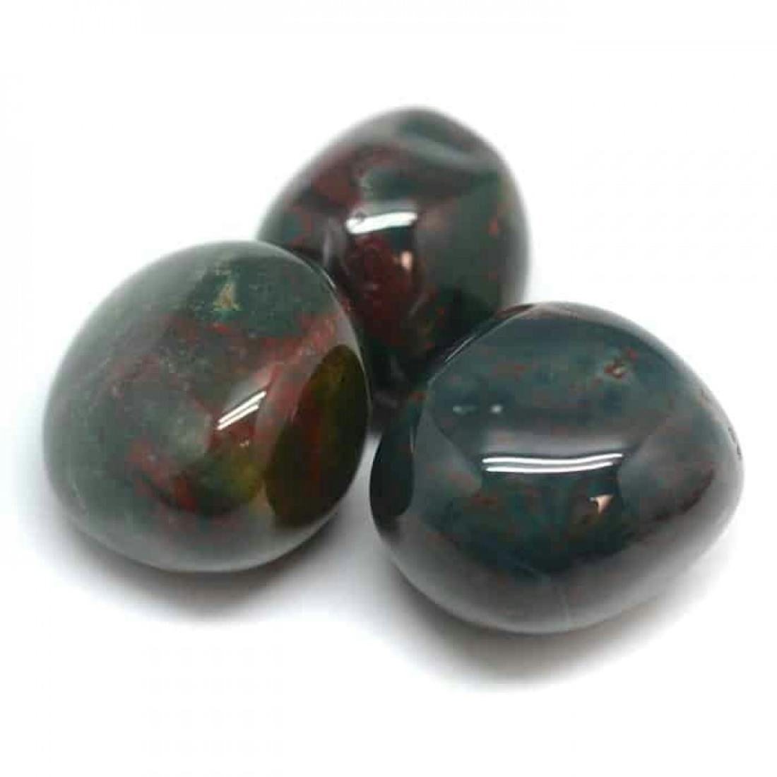 11 Easy One-Minute Crystal Rituals To Try, Even If You’re A Crystal Newbie