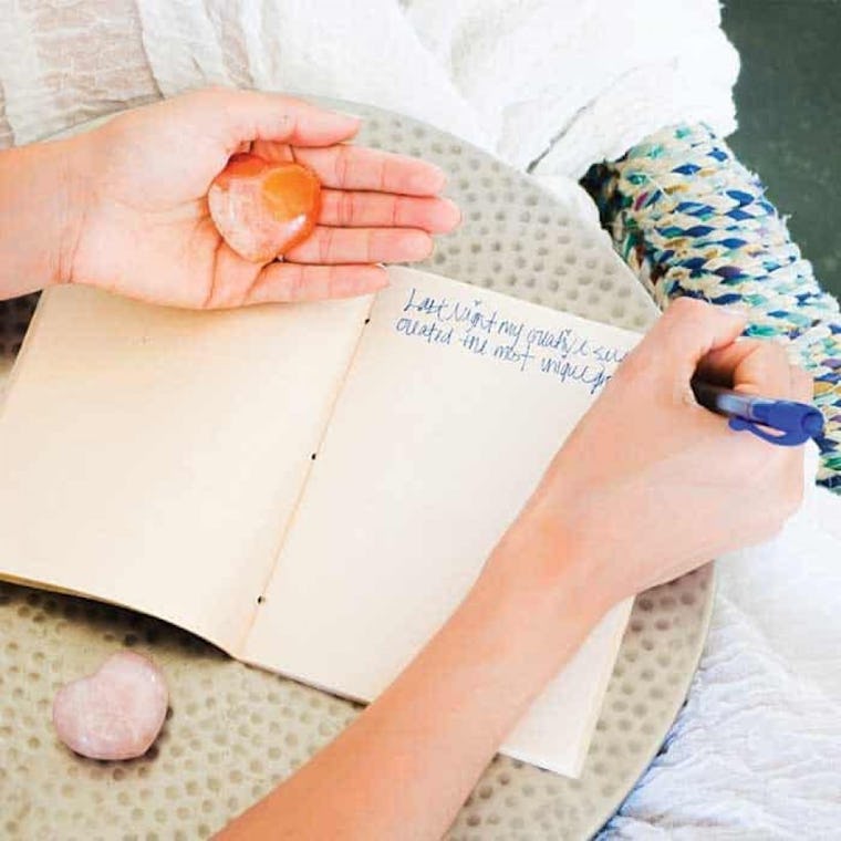 11 Easy One-Minute Crystal Rituals To Try, Even If You’re A Crystal Newbie