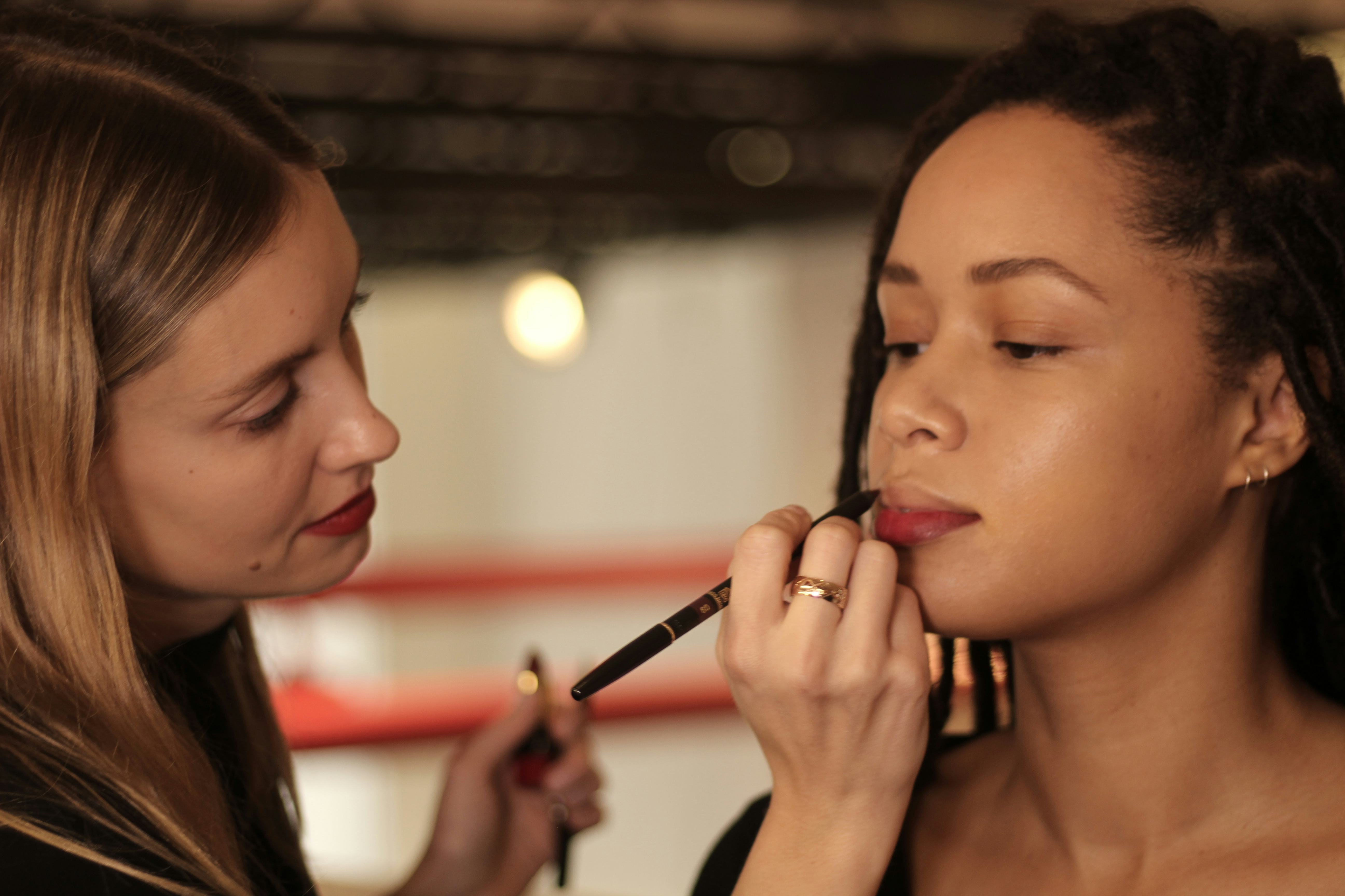 5 New Ways To Wear Red Makeup For The Holidays, According To Chanel's U ...