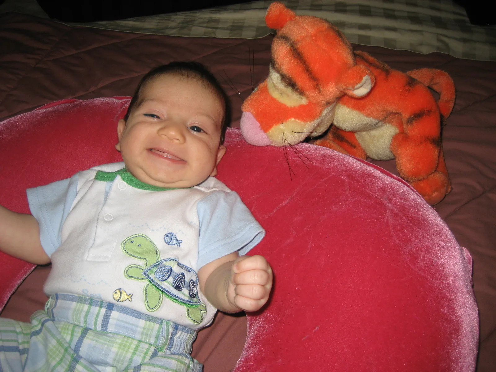 8 Things All Moms With Smiley Babies Just Know