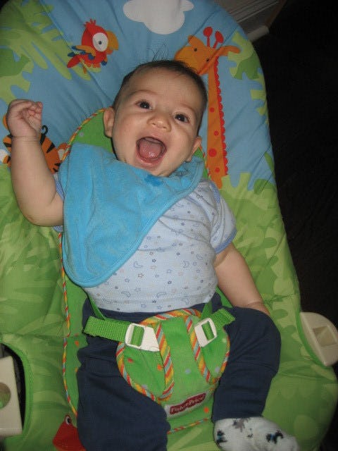 8 Things All Moms With Smiley Babies Just Know