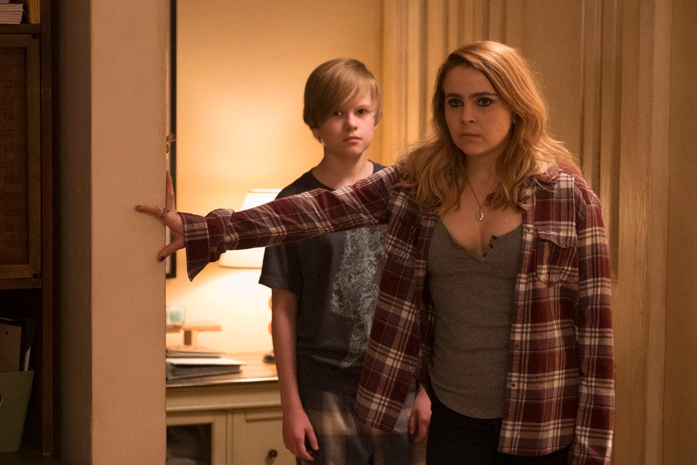 Annie's Daughter On 'Good Girls' Is Exploring Her Gender Identity & It ...