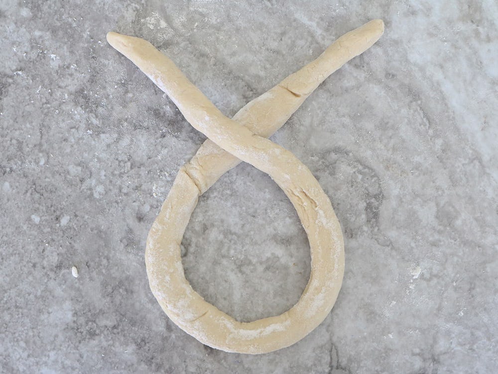 This Soft Pretzel Recipe For One Person Is The Most Adorable Snack You ...