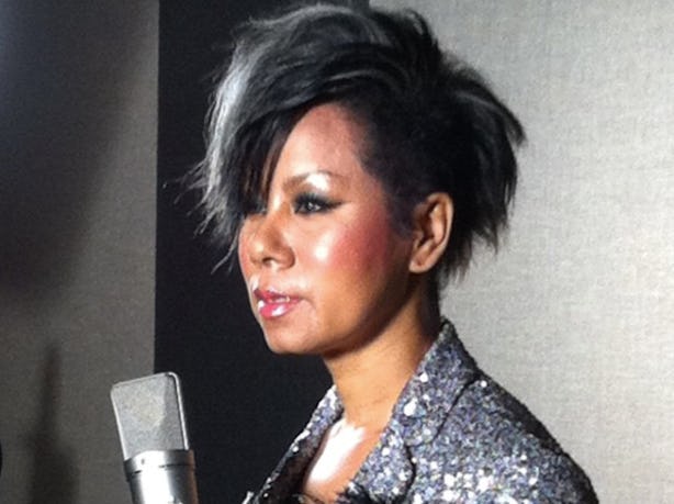 Who Is Insooni? The "Let Everyone Shine" Singer Is A K-Pop Legend