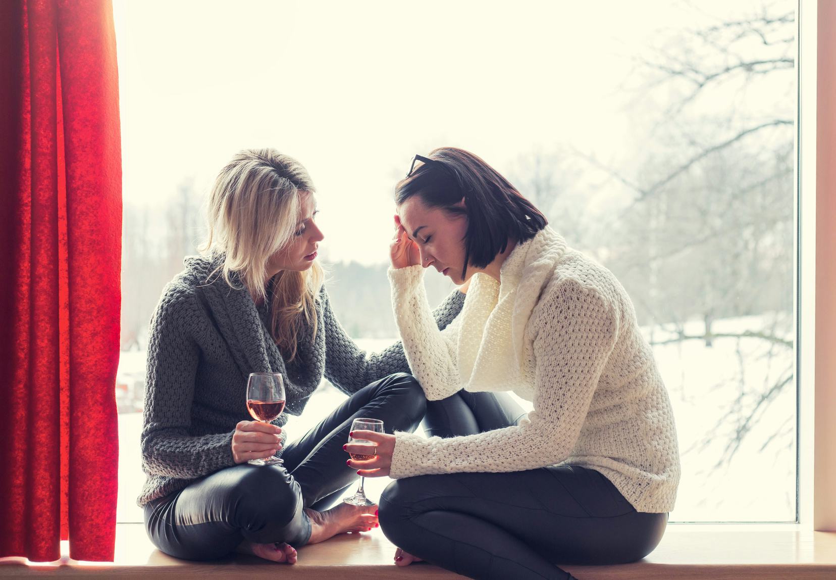 What To Do When Someone's Mad At You, According To Therapists