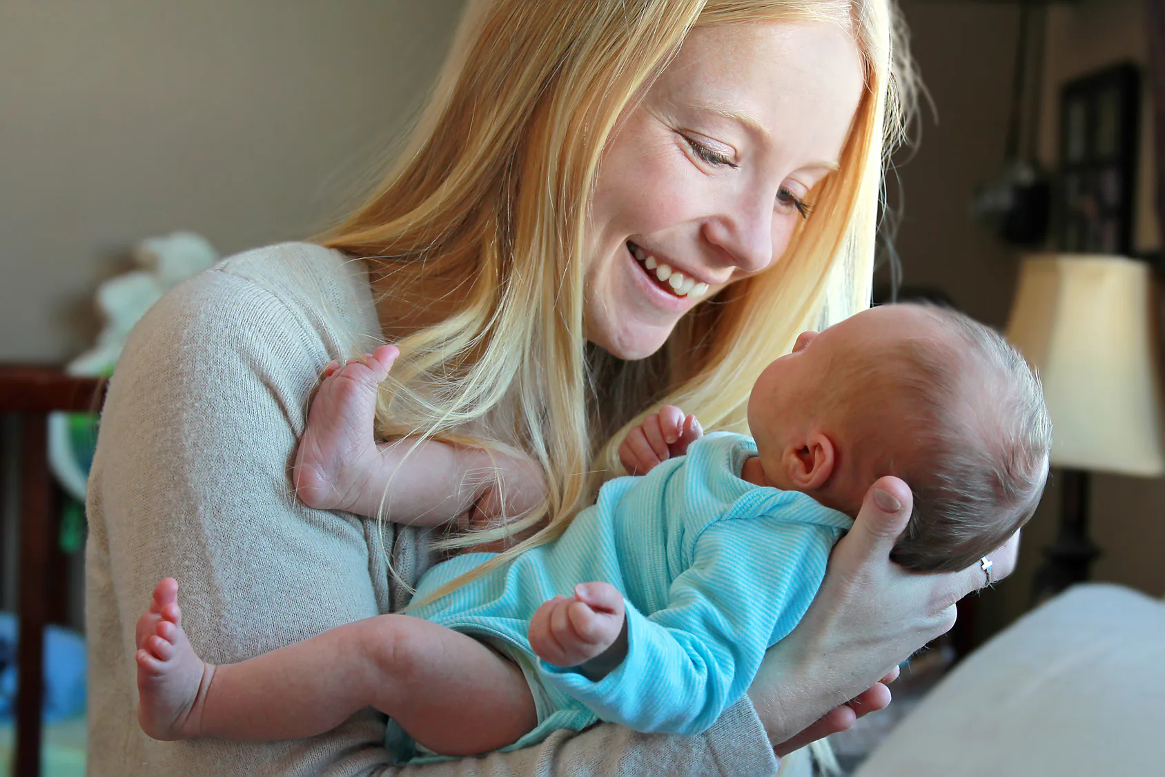 An Amazing Benefit Of Singing To Your Baby: Their Brains Actually Sync ...